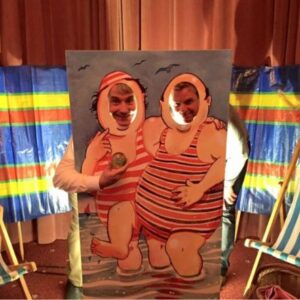 Get Perfect Face-in-Hole Photos